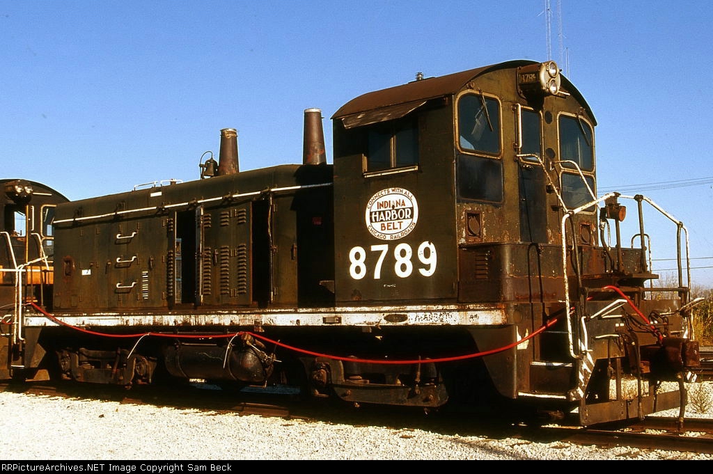 IHB 8789 in the Dead Line